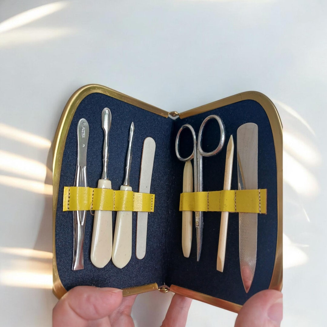 Vintage Manicure 8 Piece Set in Gold and Yellow Ground Leather Case ...