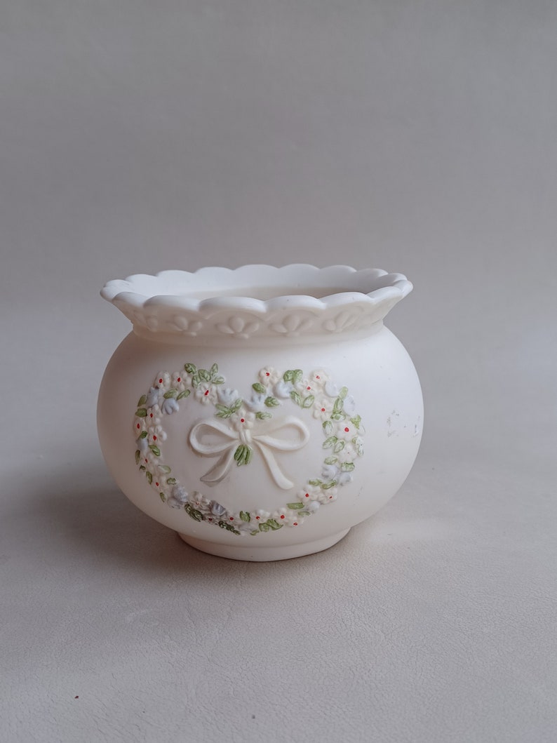 Vintage White Ceramic Cache Pot With Floral Heart Design and Bow Flower ...