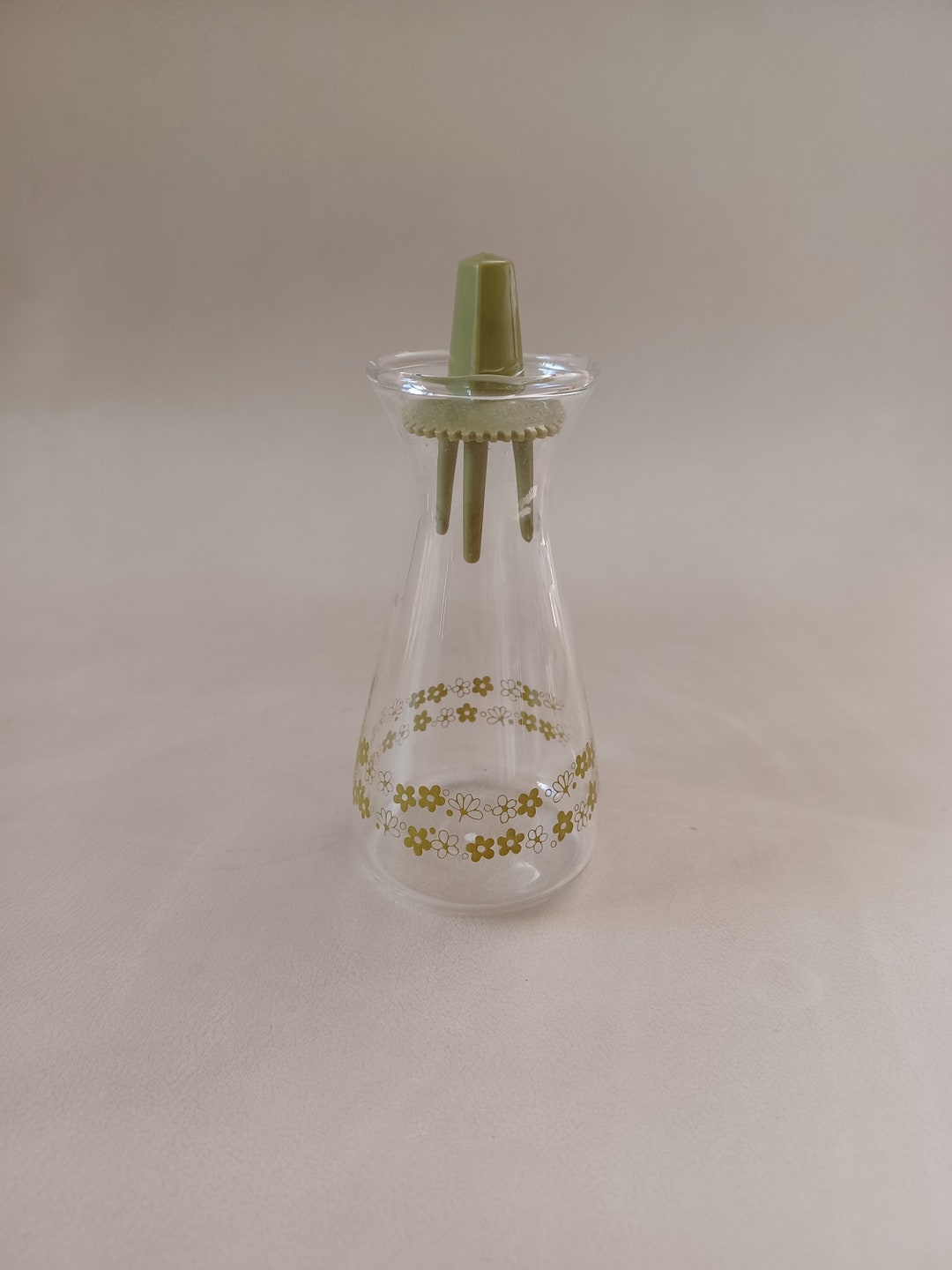 Vintage Pyrex Salt or Pepper Shaker Spring Blossom, and Atomic Clear ...