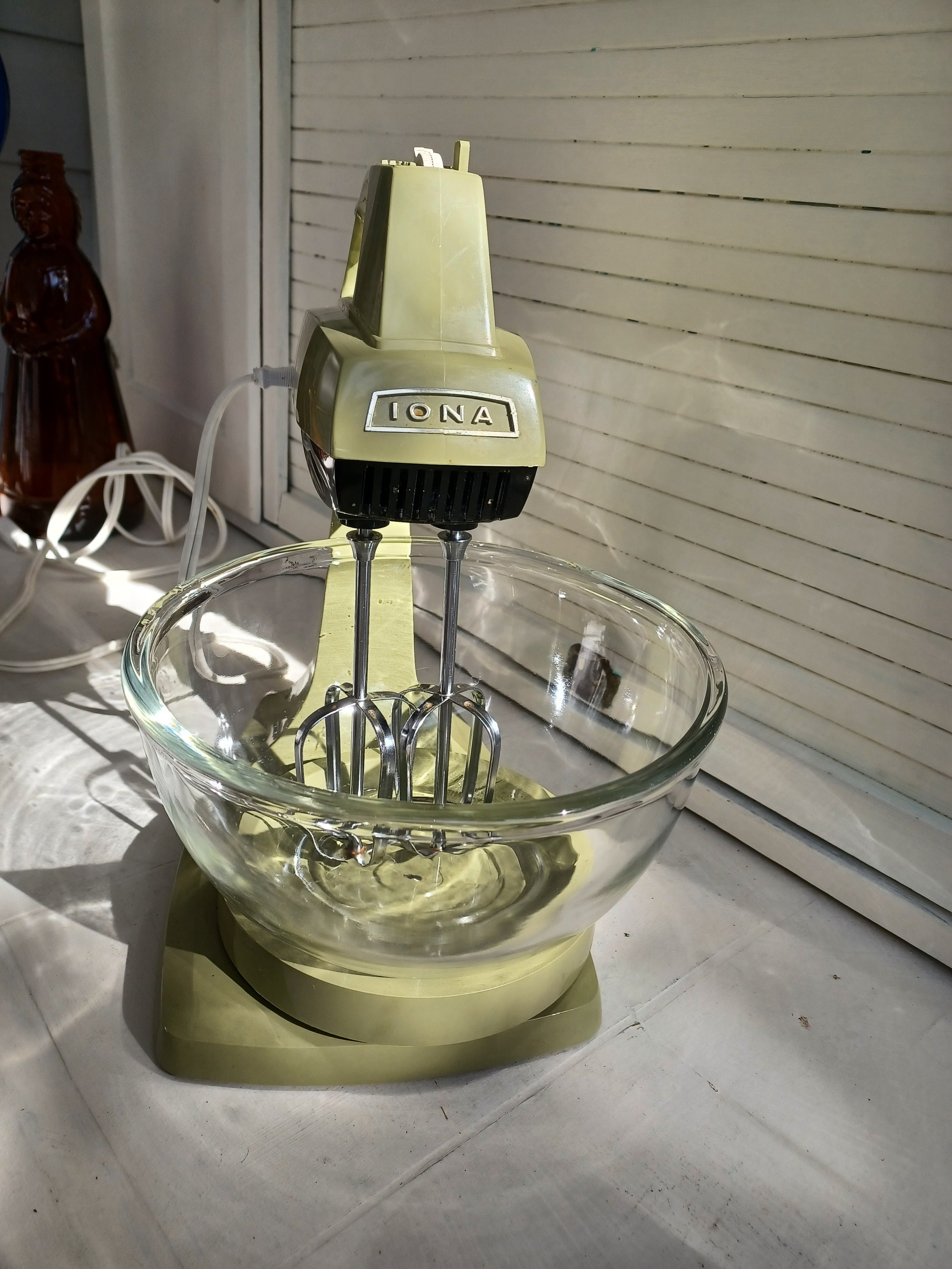 Vintage Avocado Iona Hand/stand Mixer With Two Mixing Bowls - Etsy