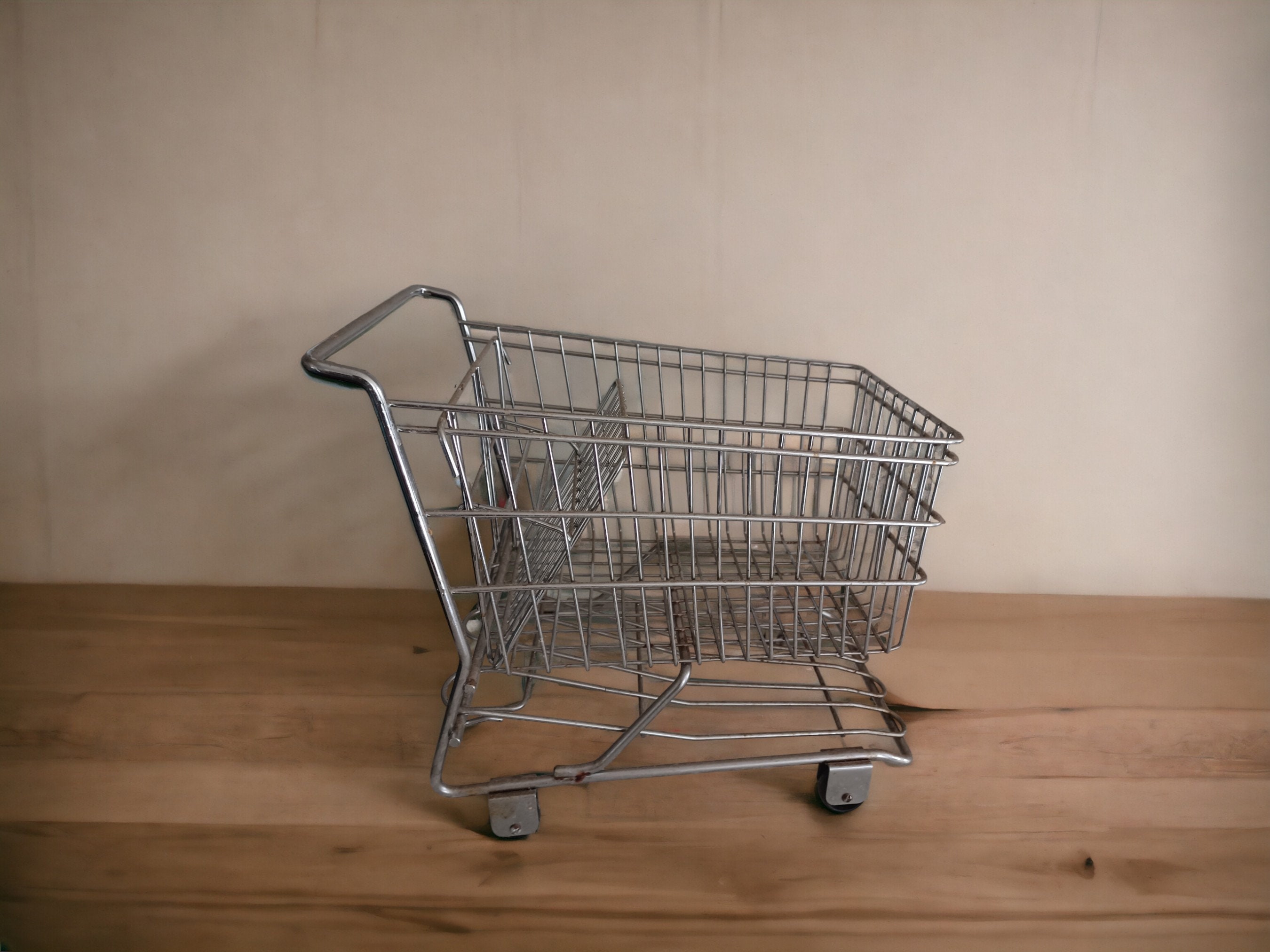 Vintage Mini Metal Wire Shopping Cart Miniature Toy Display Shopping ...