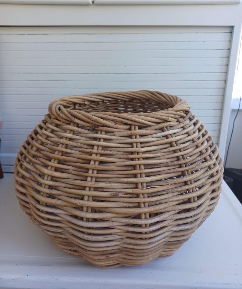 Vintage Large Round Wicker Basket Household Storage Container Rattan Home Decor Plant Container ...