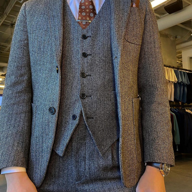 Groom in gray suit - Etsy Nederland