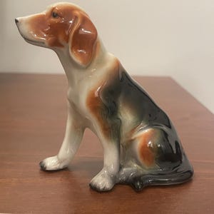 Vintage Ceramic Tri Colored Beagle Figurine - MCM Home Decor - Hunting ...