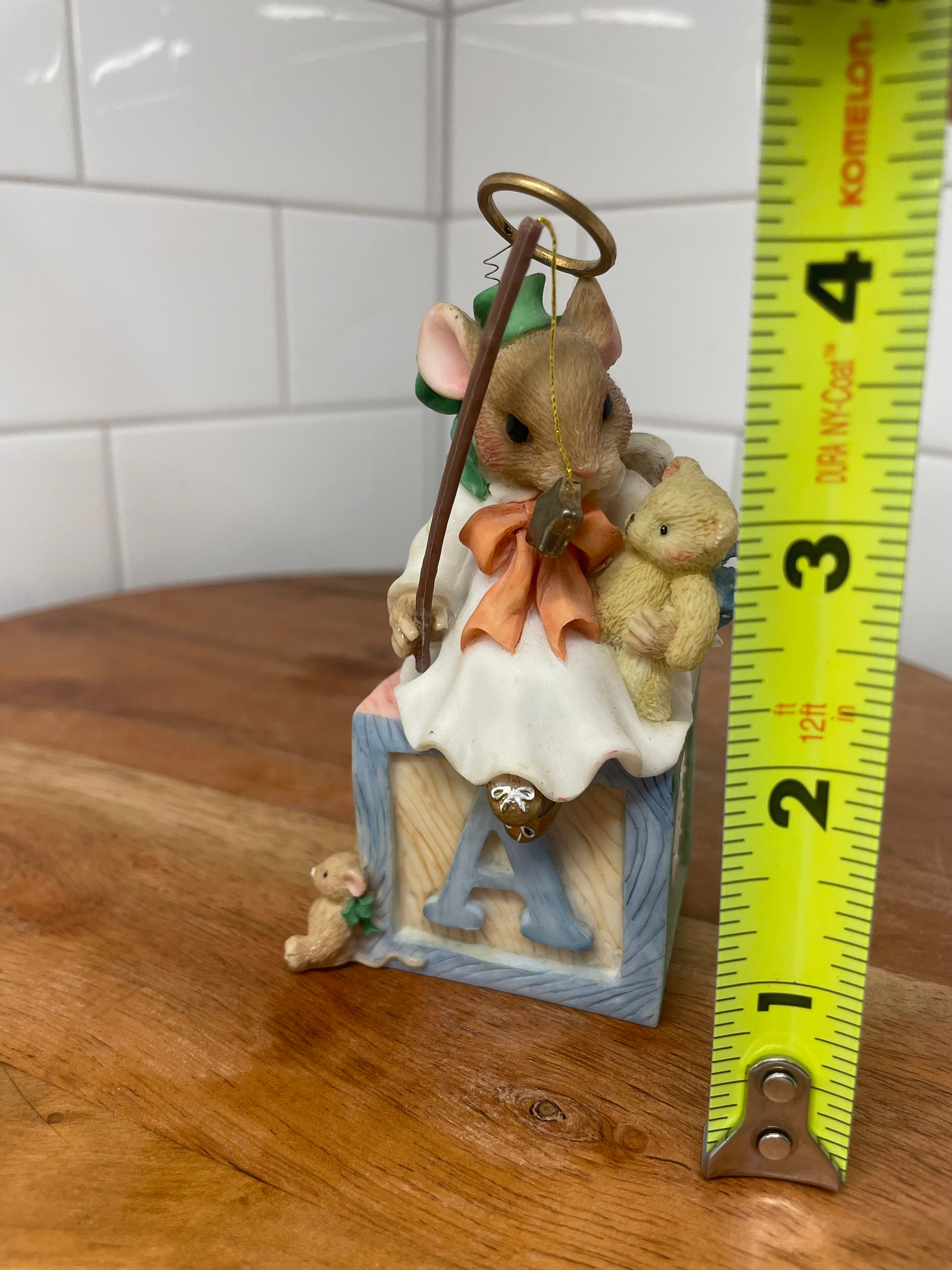 1996 Enesco Priscillas Mouse Tales angels We Have Heard on High Angel ...