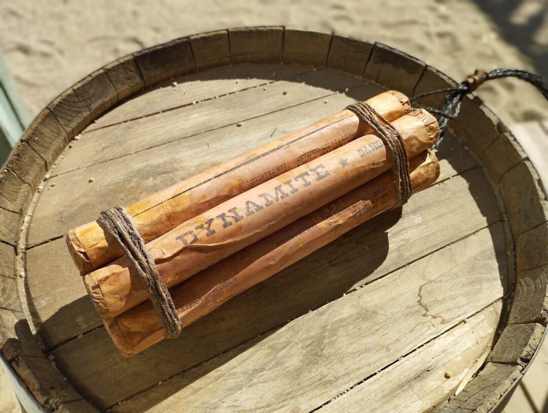 Dynamite Replica Prop /true Copy of Giant Powder Company USA Nitro ...