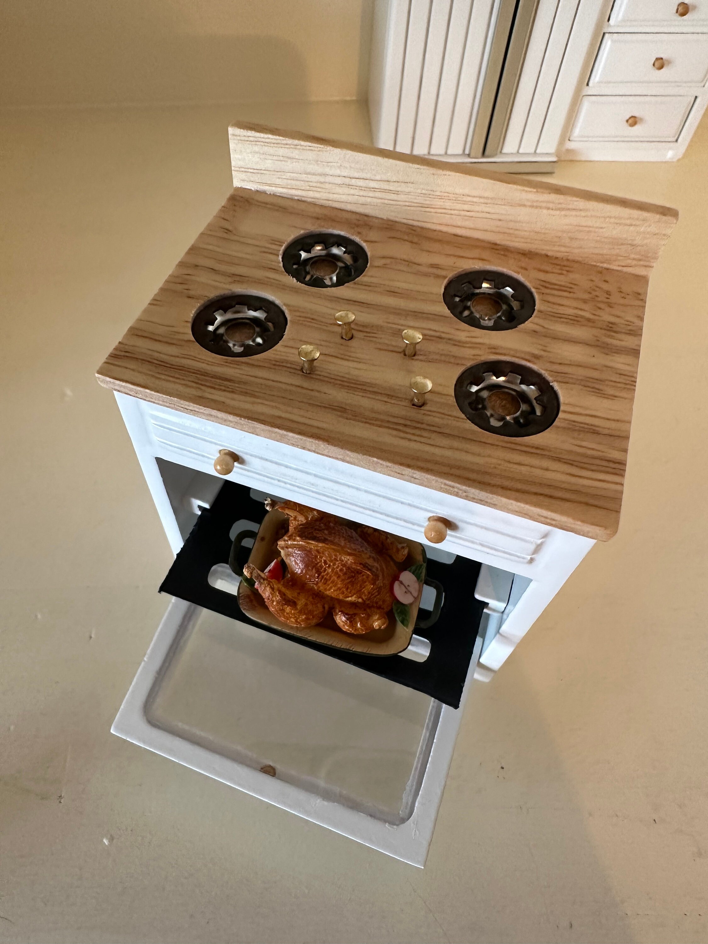 7 Piece Oak Dollhouse Kitchen Set by Town Square Miniatures With ...