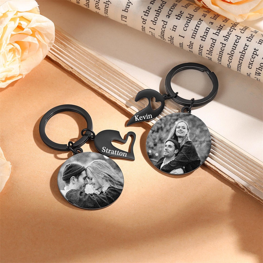 Personalized Couple Keychain, Custom Photo Matching Keychain, Engraved ...