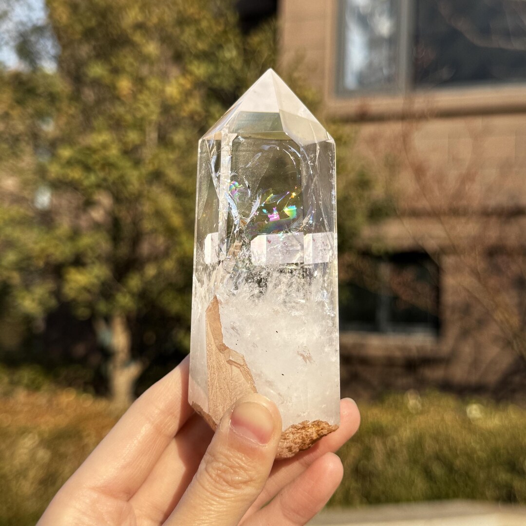 Rainbow - Hued Clear Quartz，clear Quartz， Column With Gorgeous Rainbow ...