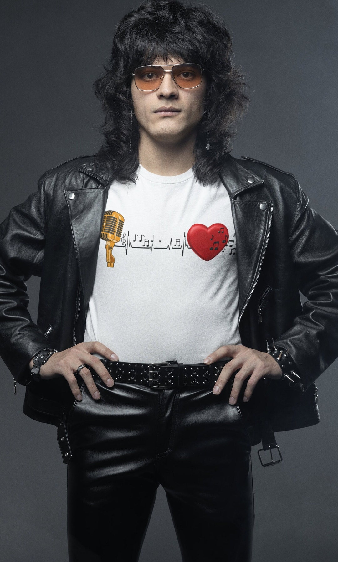 Singer T-shirt, Love Music Shirt, Music Lover T-shirt, Heart Music ...