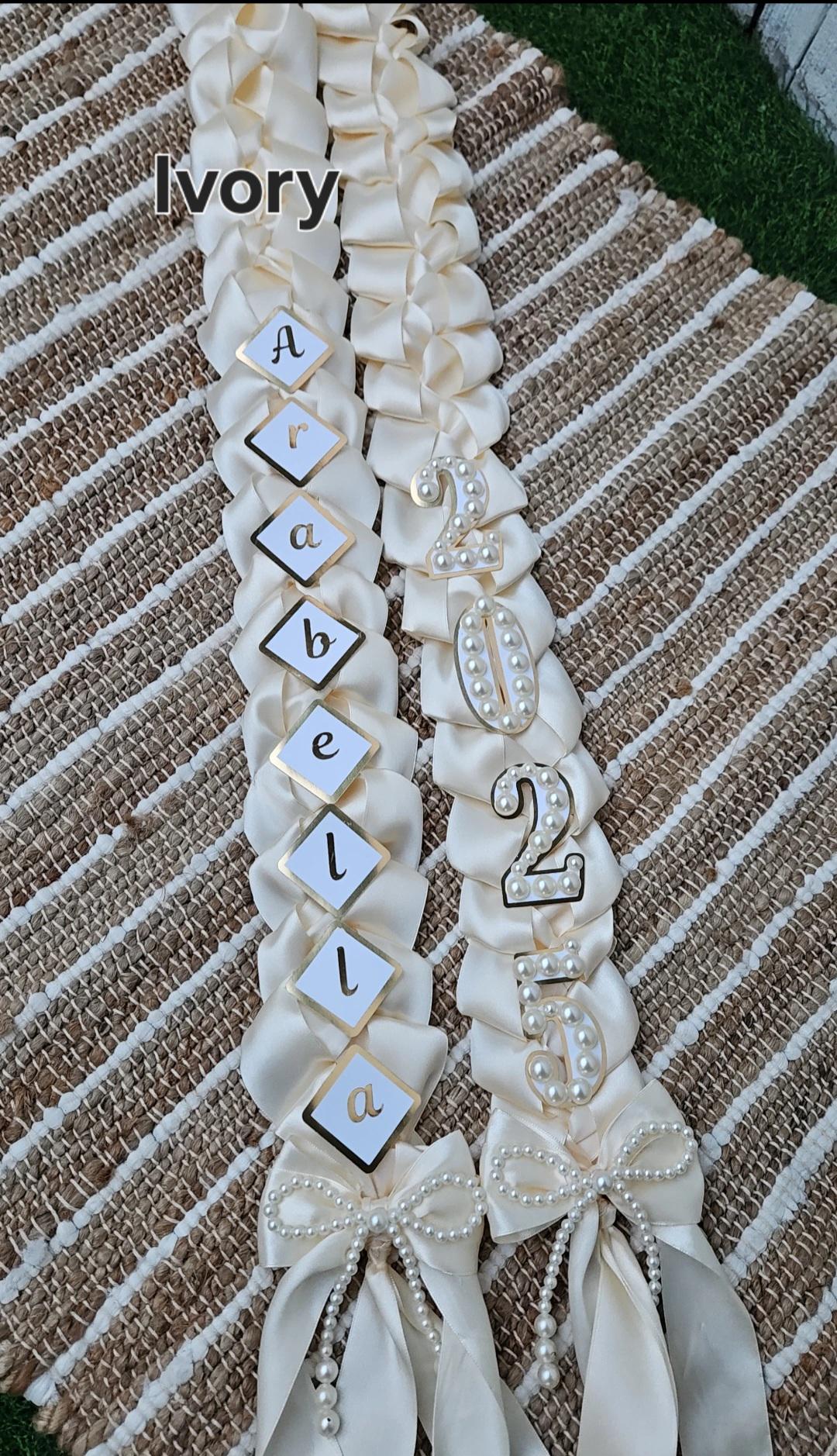 Pearl Graduation Lei ,the Perfect Gift for Your Grad,promotion ...
