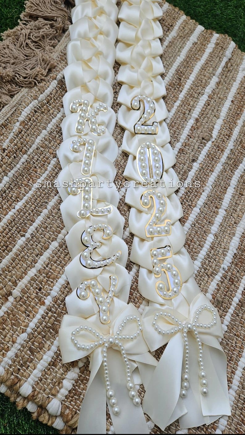 Pearl Graduation Lei ,the Perfect Gift for Your Grad,promotion ...