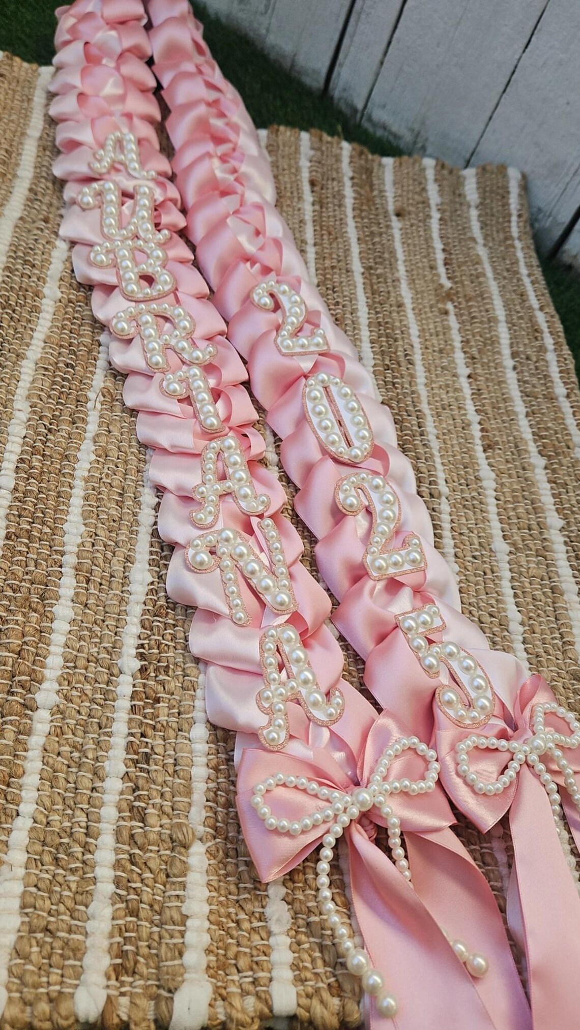 Pearl Graduation Lei ,the Perfect Gift for Your Grad,promotion ...