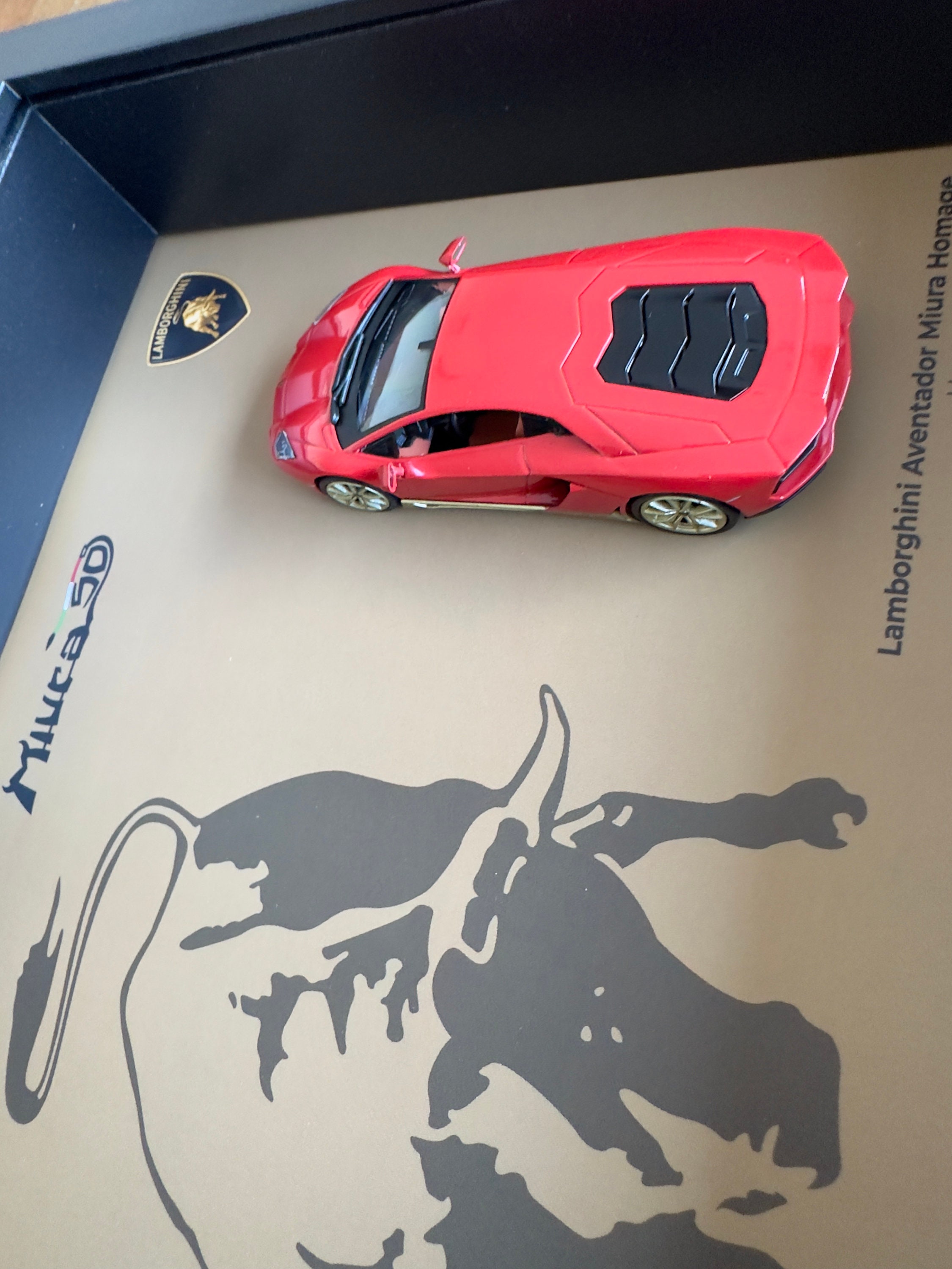 Lamborghini Aventador LP700-40 50th Anniversary Miura Homage 3D Shadow ...