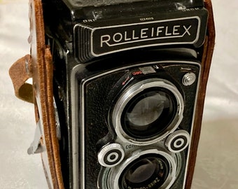 ROLLEIFLEX 3.5F Type 1 With 75mm F/3.5 XENOTAR Lens 6x6 TLR ROLLEIFLEX 3.5F Type 1 With 75mm F/3.5 XENOTAR Lens 6x6 TLR