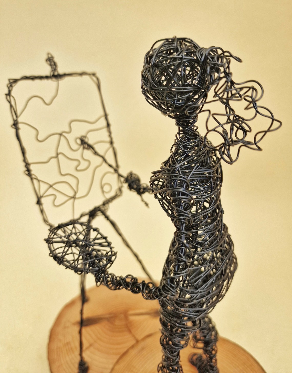 Wire Sculpture of Female Painter: Time to Make an Art - Etsy