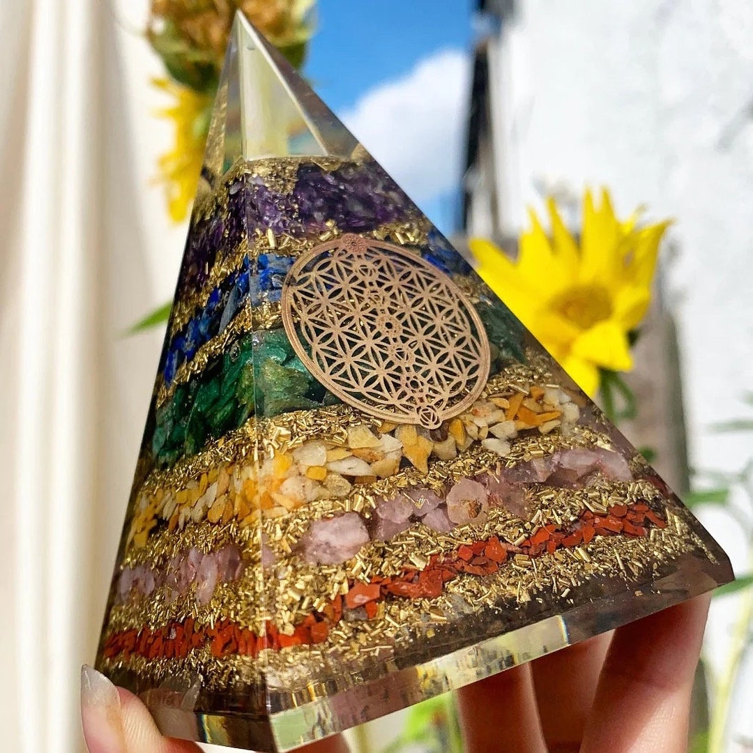 7 Chakra Orgonite Crystal Pyramid Natural Gemstones Healing Stone Reiki ...