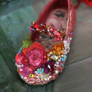 Decorative Embellished Painted Baby Shoe With Hand Sculpted Silk ...