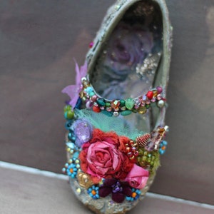 Decorative Embellished Painted Baby Shoe With Hand Sculpted Silk ...