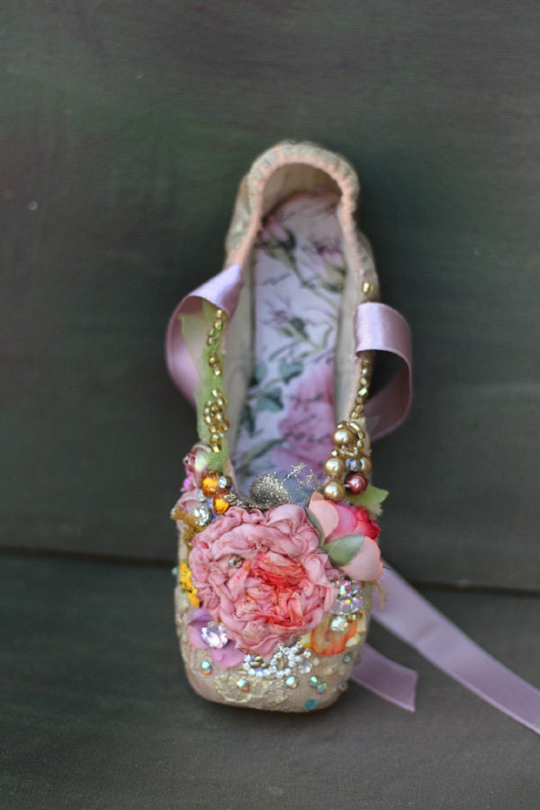 Decorative Embellished Painted Ballett Shoe baroque Fairytale With Hand ...