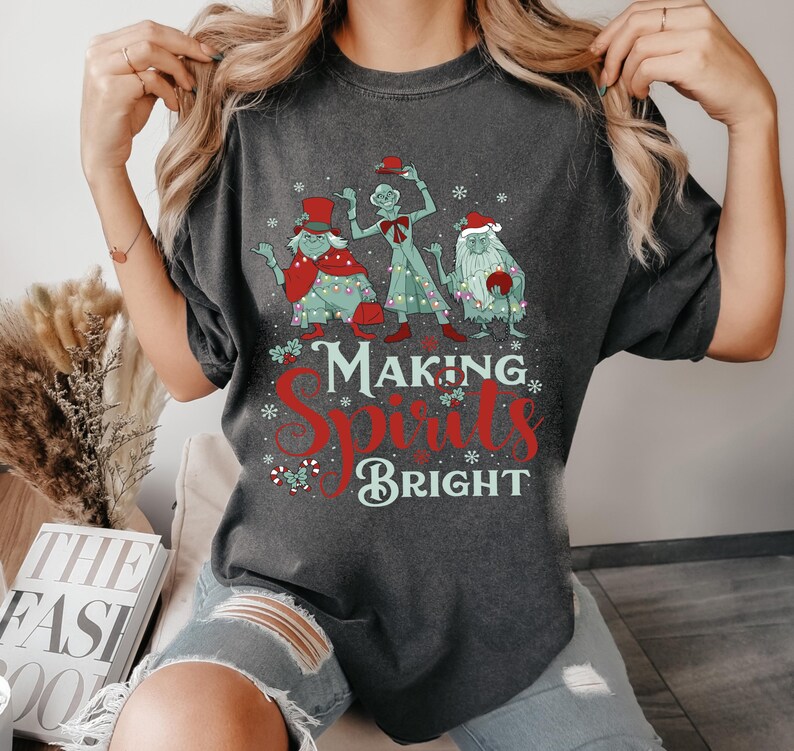 Making Spirits Bright Hitchhiking Ghosts Santa Hat Merry Christmas ...