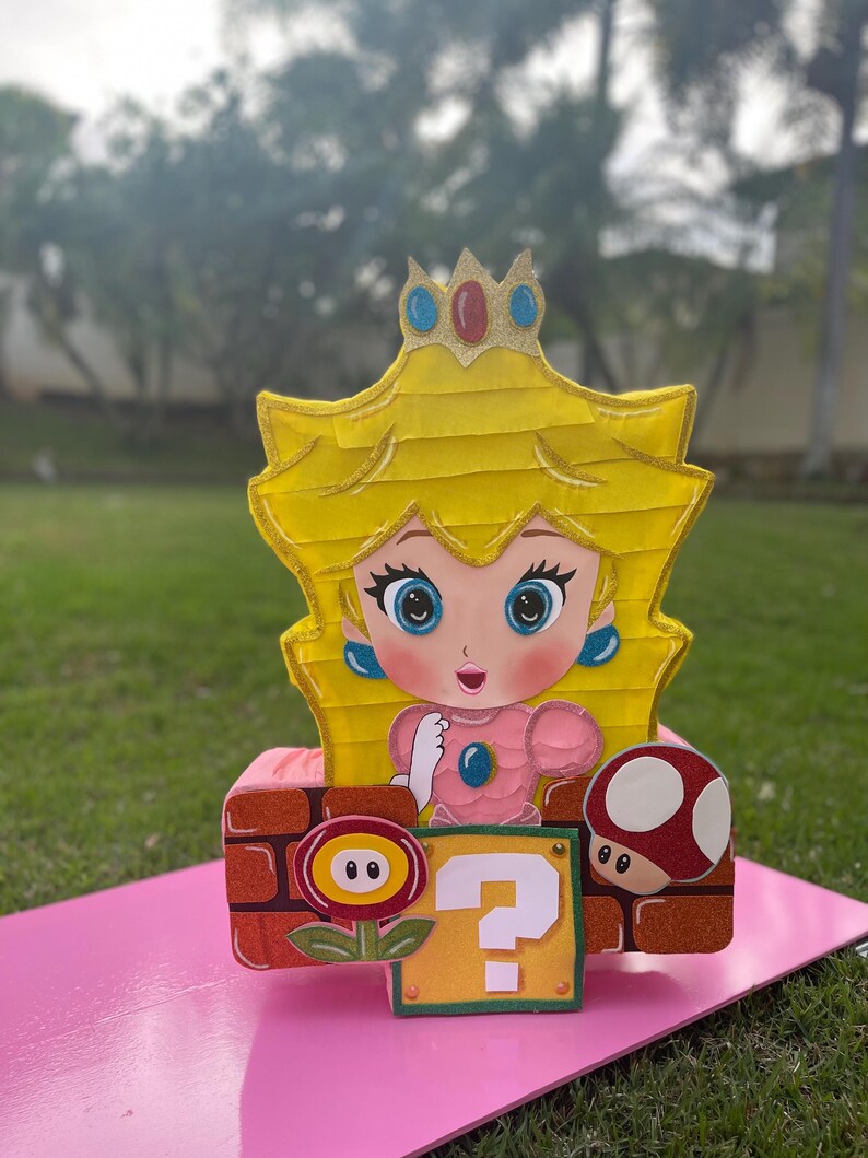 Piñatas (SIZE 30” LARGE ) Princess Peach Decoration for Personalized ...