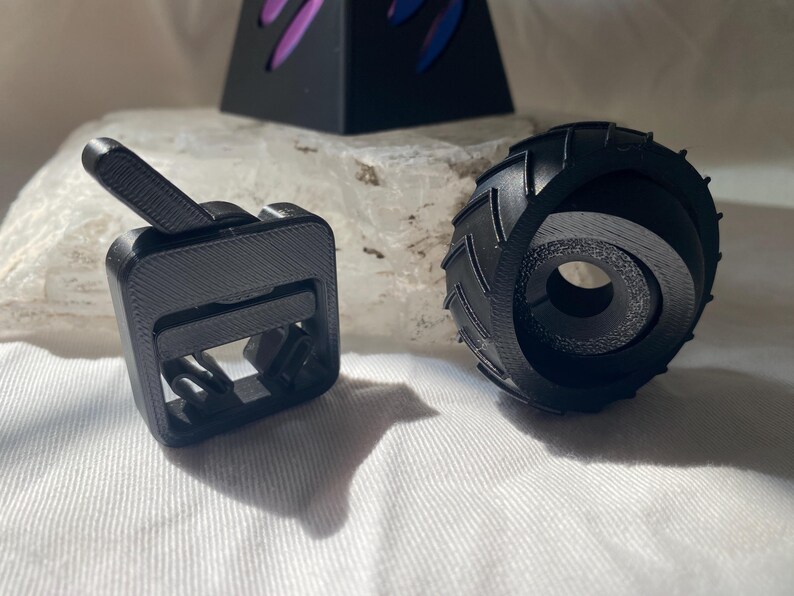 Fidget Toy Set With Impossible Cone Pyramid, Toggle and Spinning Fidget ...