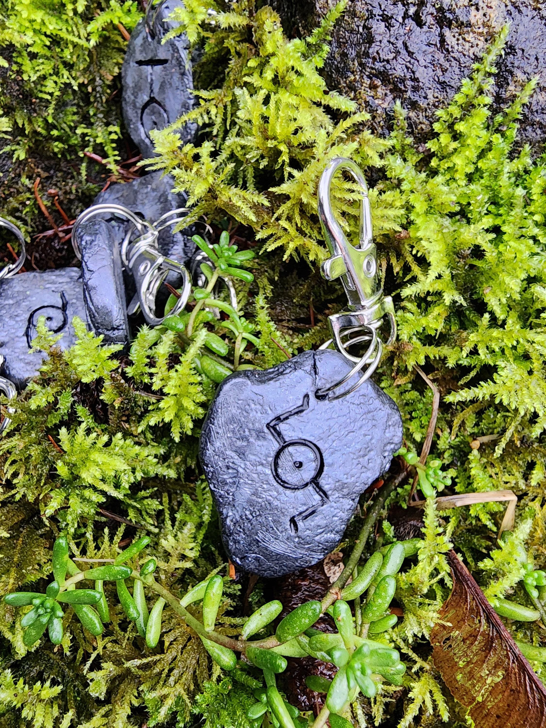 Pokemon Unknown stone Keychains - Etsy