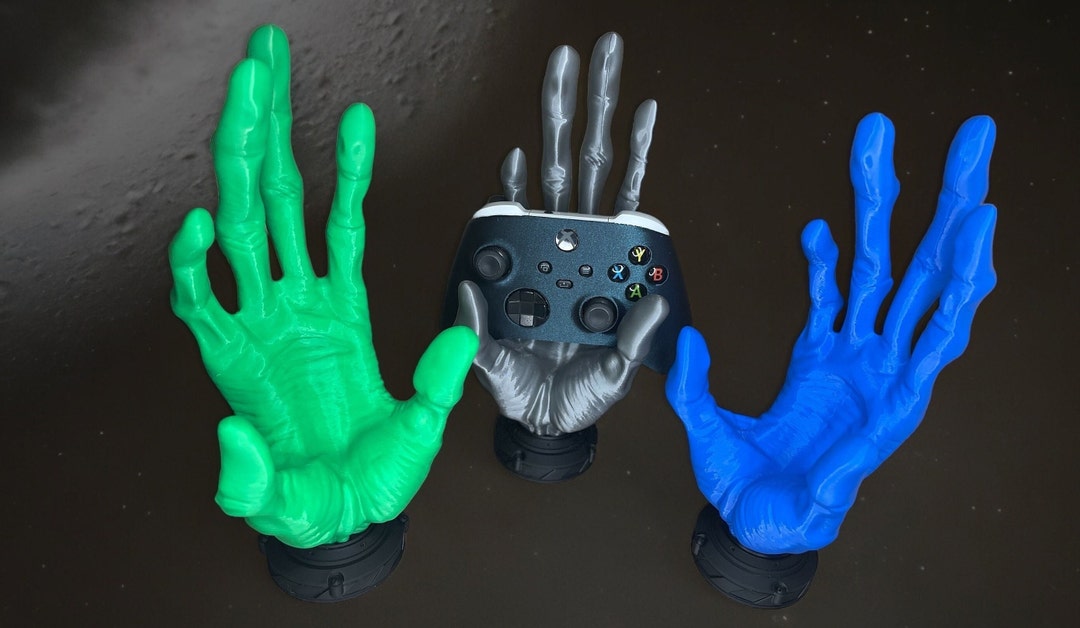 Unique Alien Hand Controller Holder for Xbox Playstation Gaming Setup ...