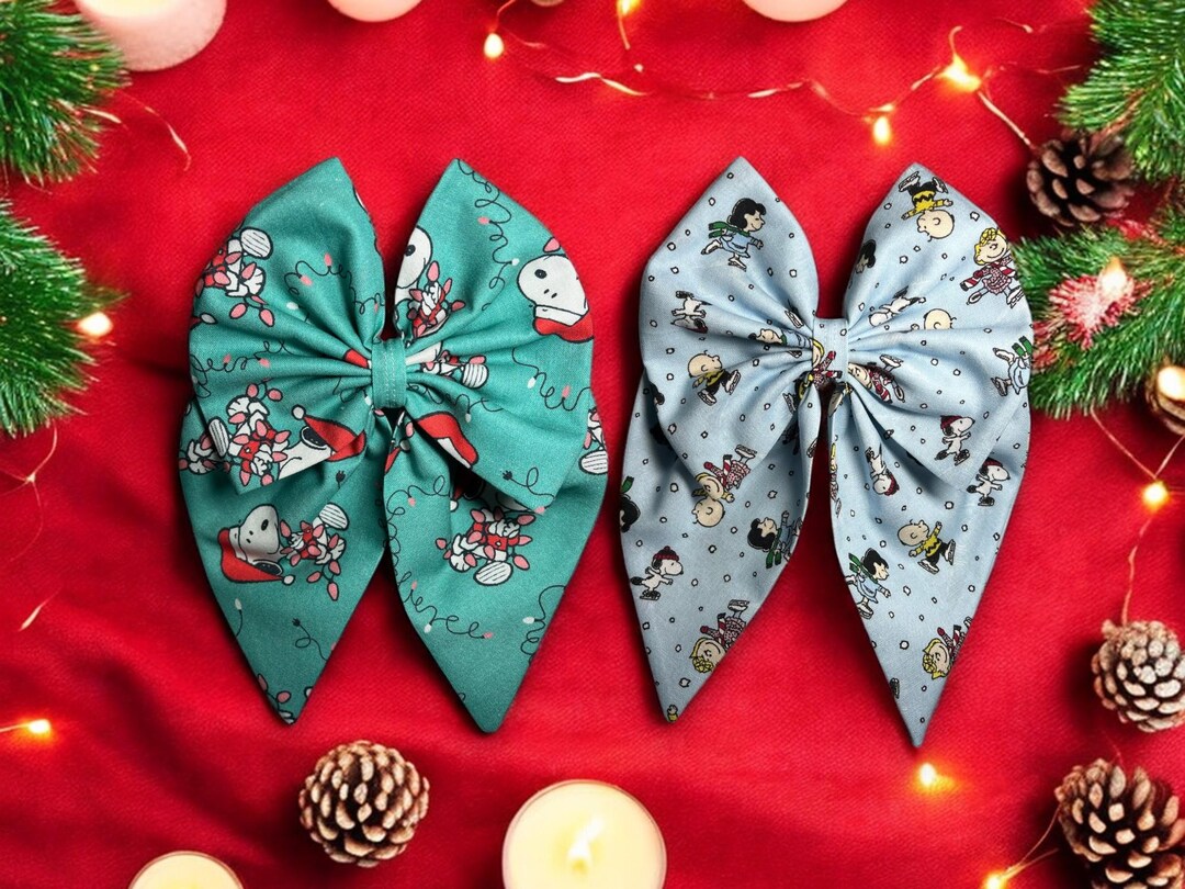 Peanuts Inspired Fable Style Bow, Christmas Bow, Long Tail Christmas ...