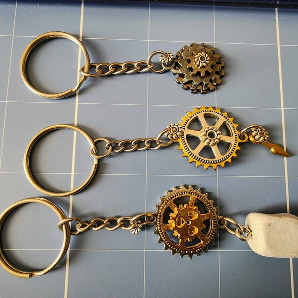 Metal Gear Keychain - Etsy