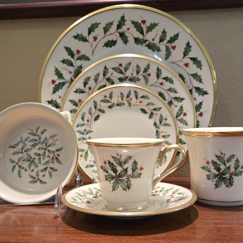 Lenox Holly Dishes - Etsy