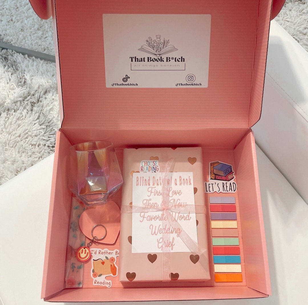 Blind Date With a Book Box - Book Box, Surprise Book, Gifts for Her ...