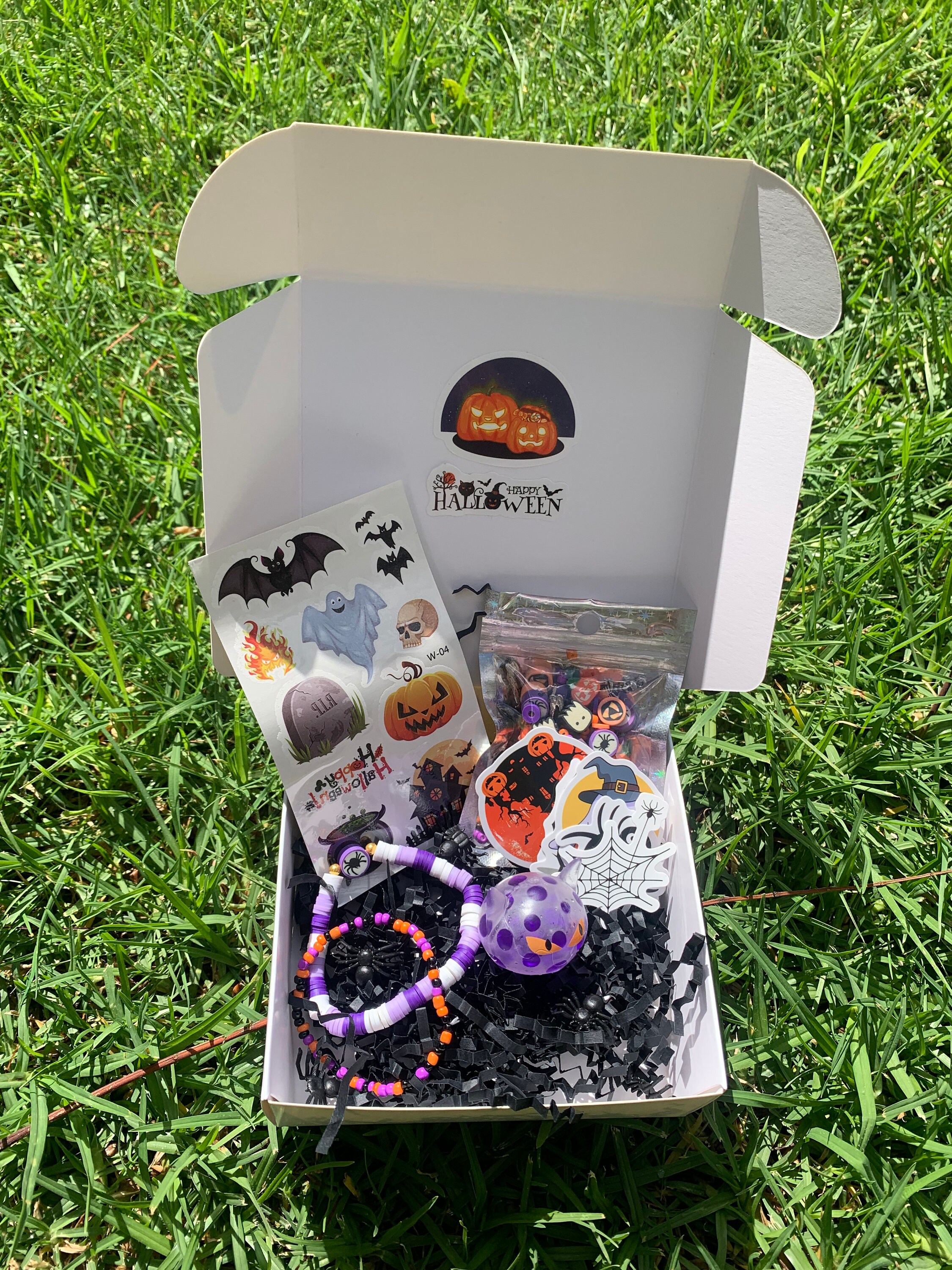Bracelet Halloween Box - Etsy