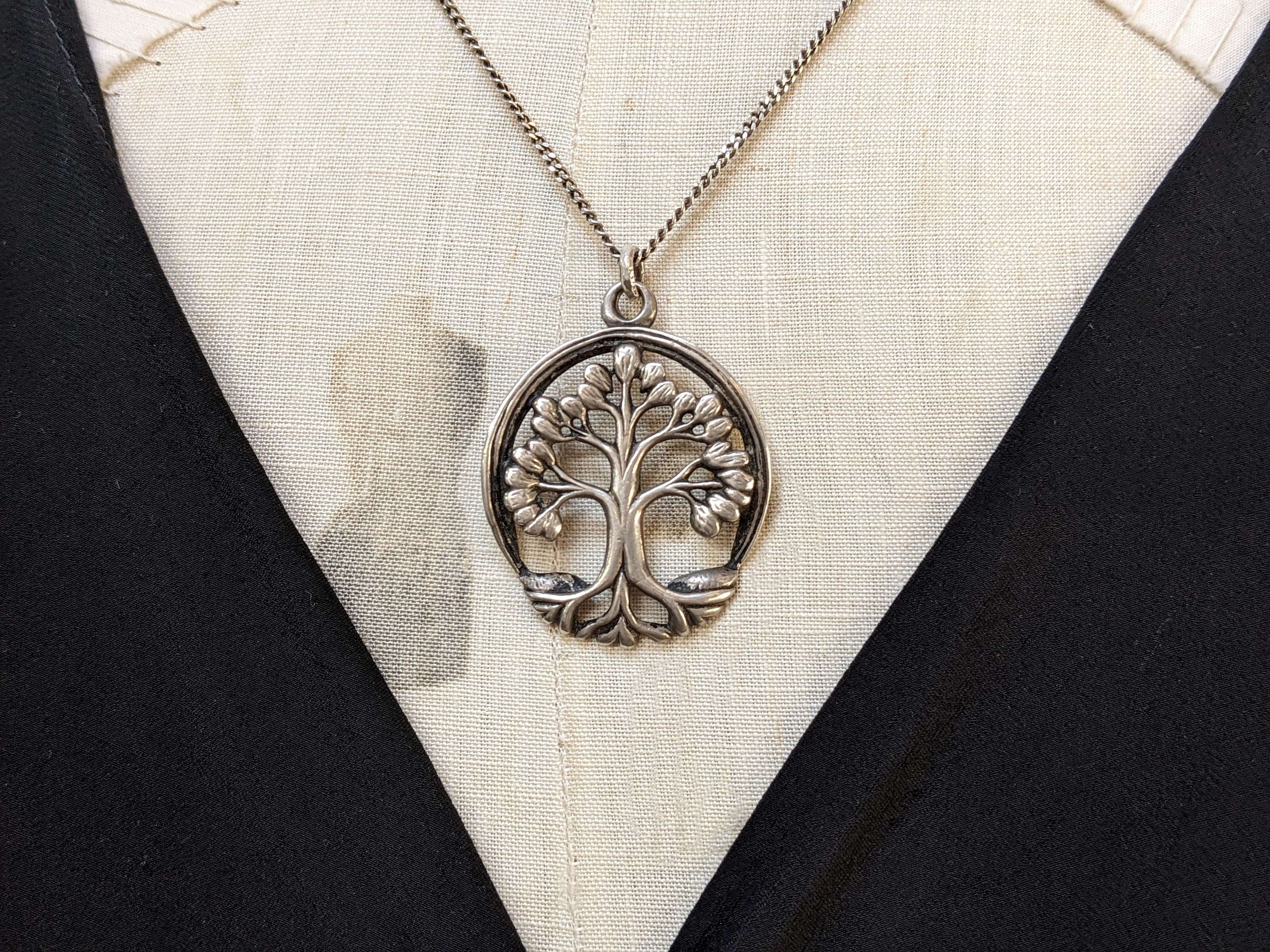 Rustic Magical Silver Tree of Life Necklace Gorgeous Gift for Mom Aunt ...