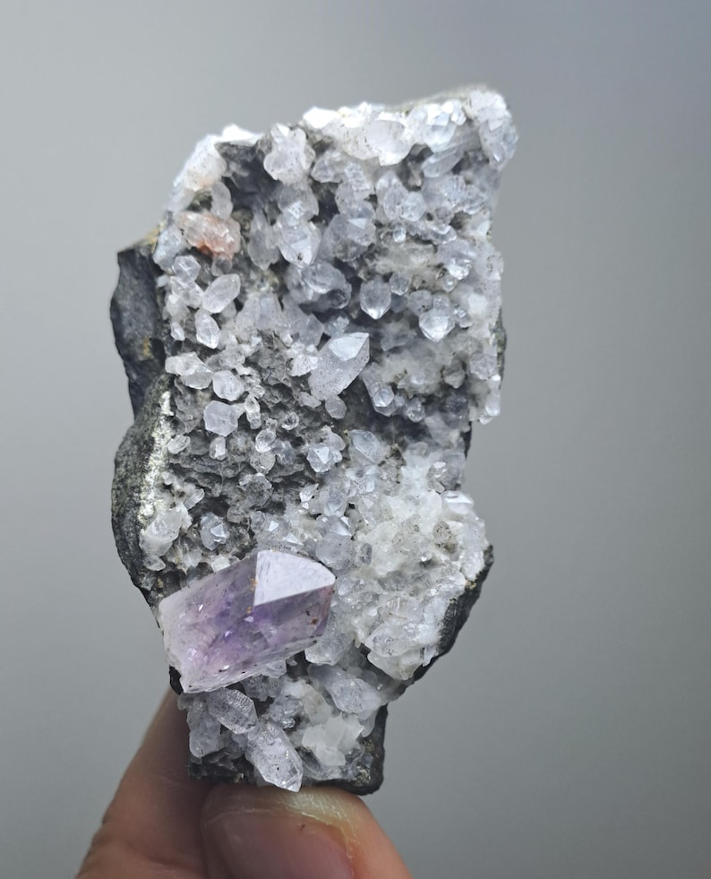 Goboboseb Brandberg Ametista em Matriz de Quartzo - 69g - Etsy Portugal