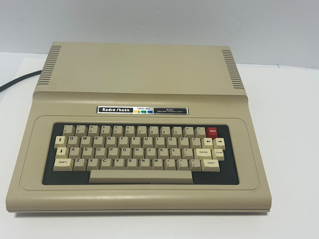 Vintage Radio Shack TRS-80 64k Color Computer for Parts - Etsy
