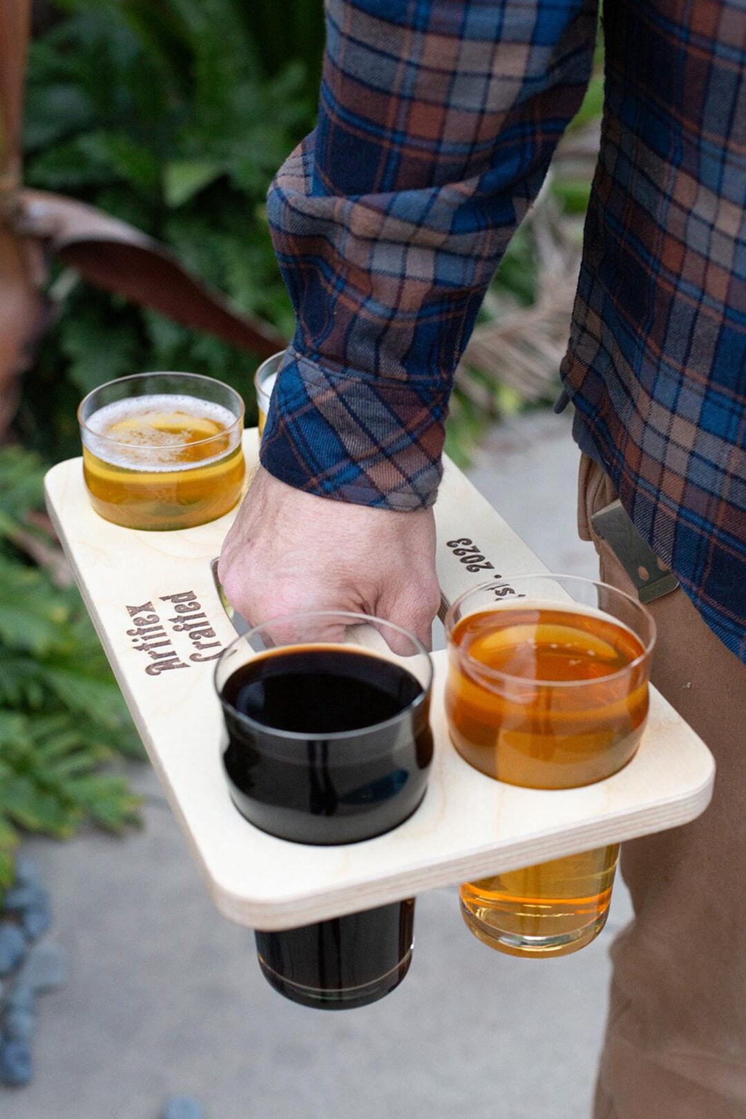 Wood Beer Caddy: Custom Pint Carrier for Home Bar, Brewery, Restaurant ...