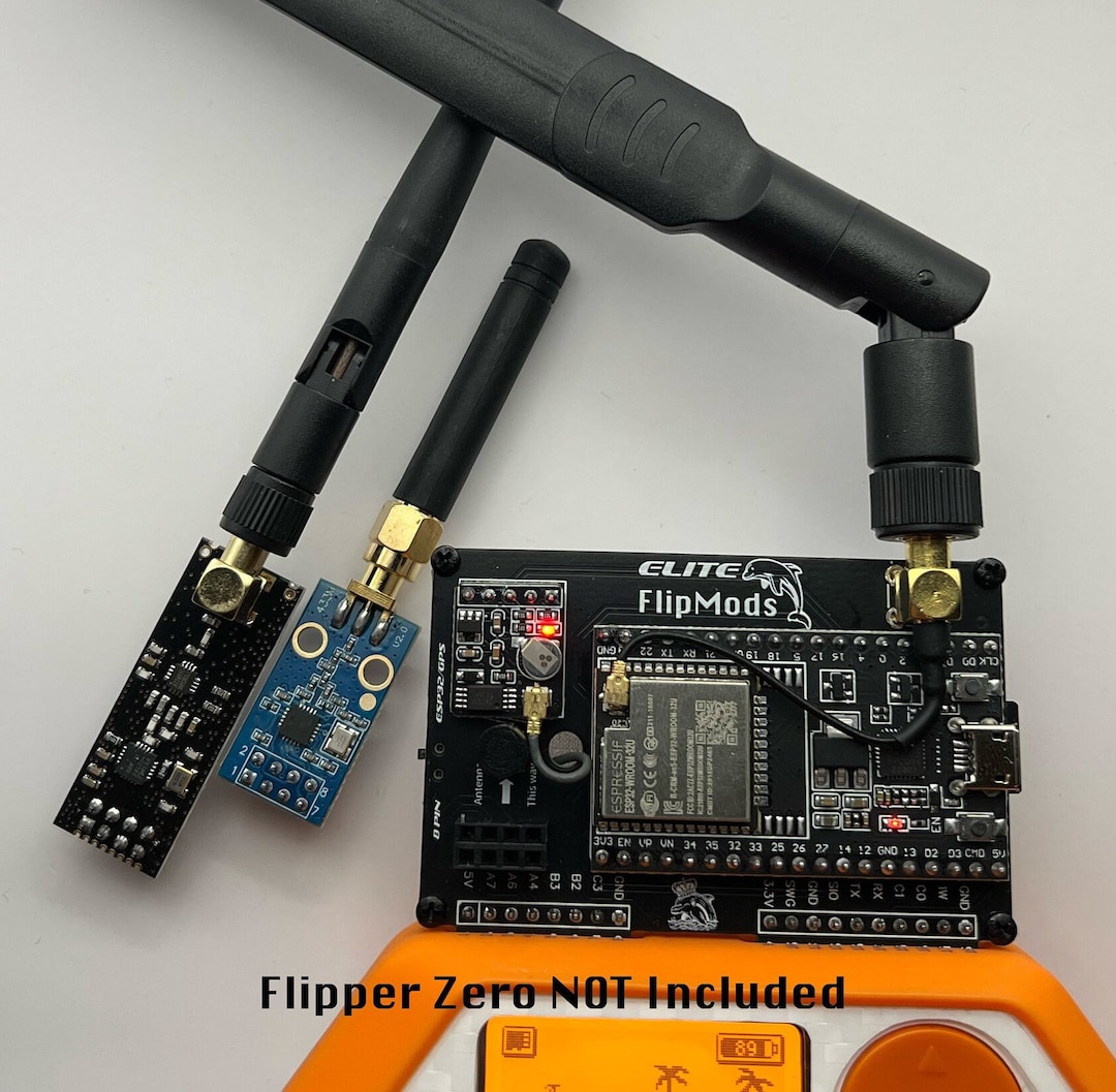 Flipper Zero ESP32/GPS/NRF24L01/CC1101 Wifi Dev Board Elite 3D Printed ...
