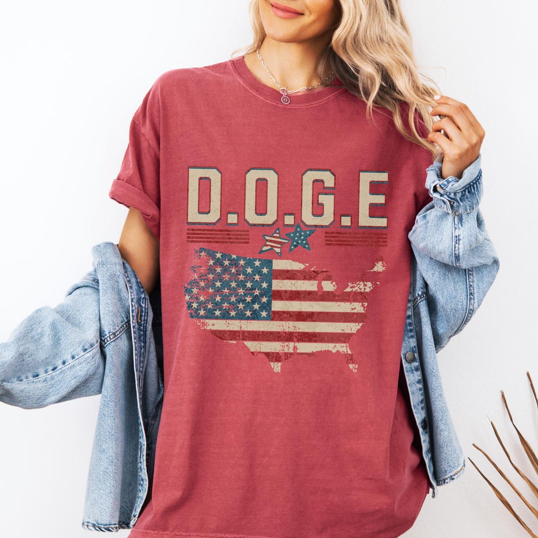 Patriotic Doge T-shirt, Unisex Vintage Style Tee, Funny Dog Shirt, USA ...