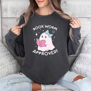 Bookworm Approved Svg Png, Cute Ghost Reading Design Svg, Funny Book ...