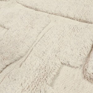 Shaggy Wool Greyish Fringes Hand Tufted Country Oriental Wool Rug Hand ...