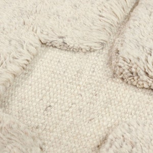 Shaggy Wool Greyish Fringes Hand Tufted Country Oriental Wool Rug Hand ...