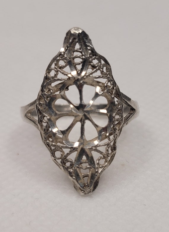 1920s Sterling Silver Filigree Opal Ring with Gold Fl… - Gem