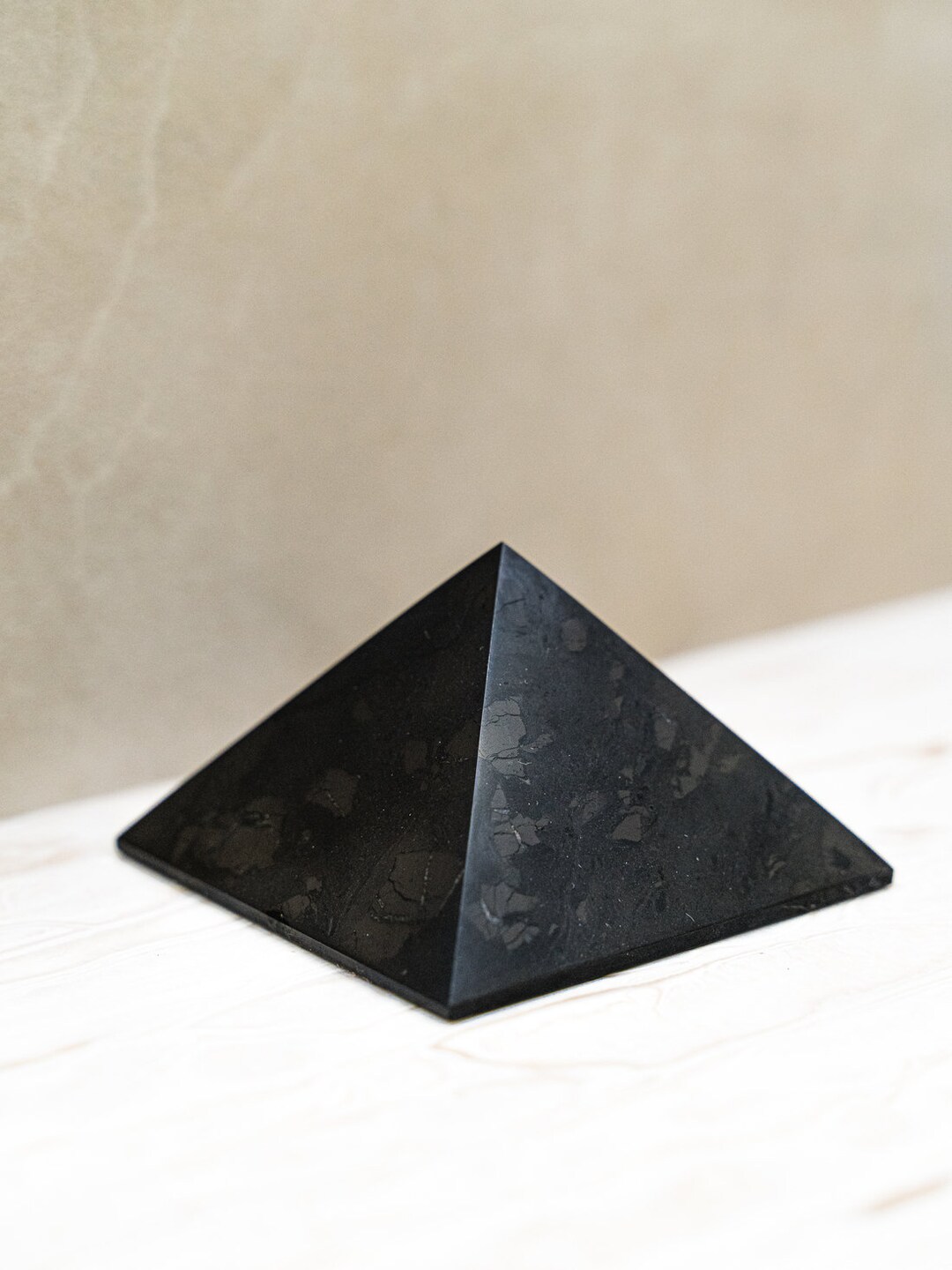 Shungite Crystal Pyramid, EMF Protector for Home, Healing Crystal Rock ...