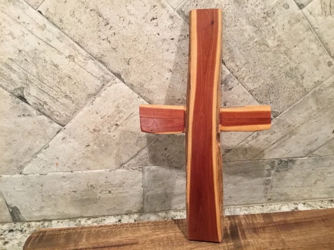 10x6 Handcrafted Live Edge Cedar Cross - Etsy