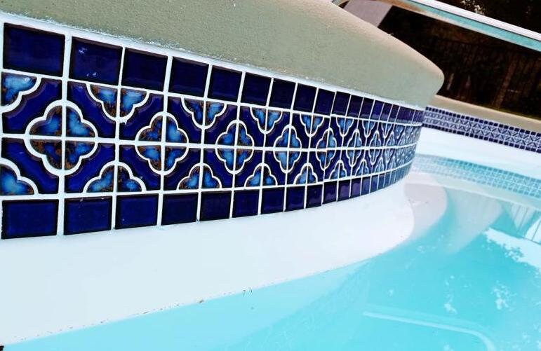 Wave Sea Cobalt Blue With Calacatta Gold Porcelain Lineup Border Pool ...