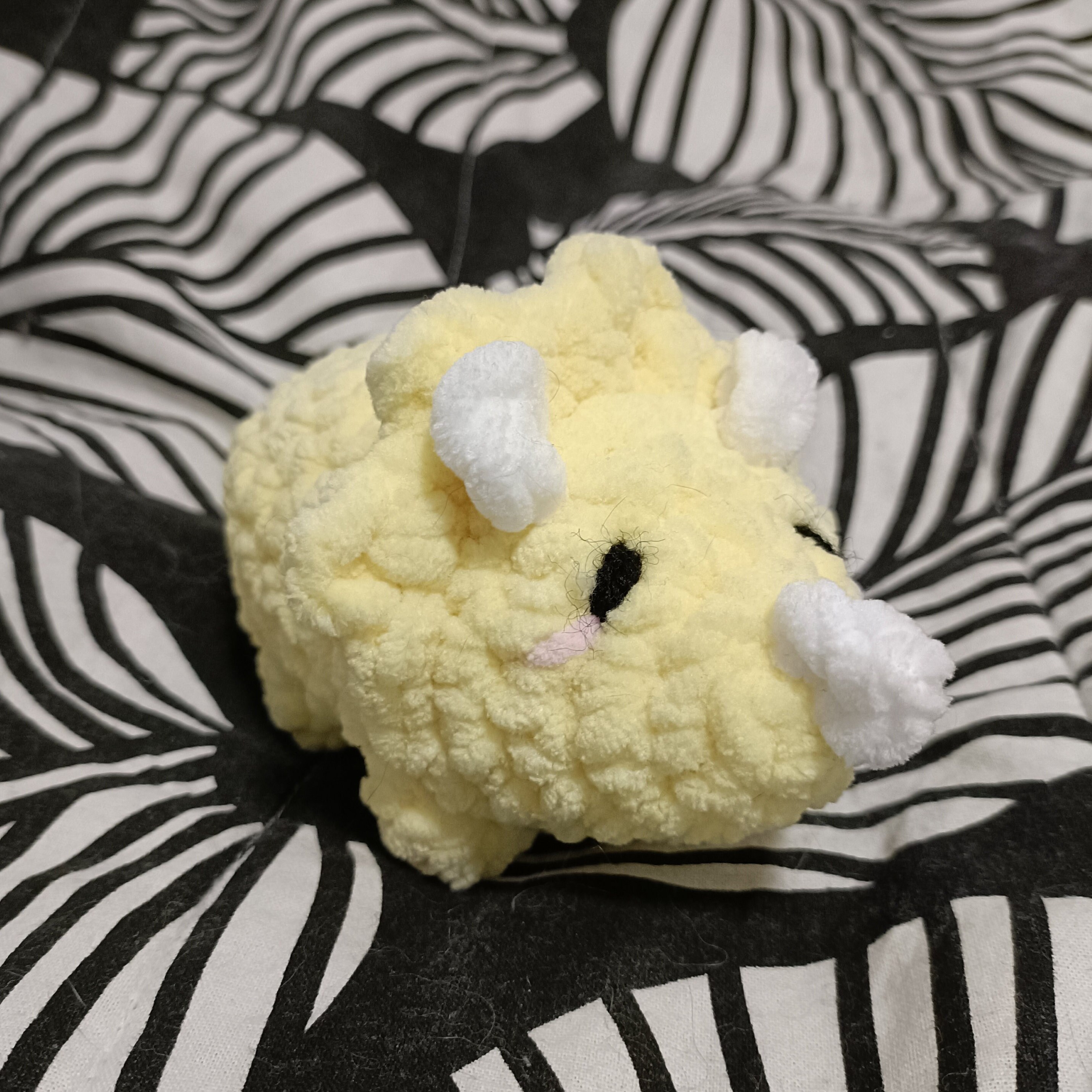 Söpö Pieni Virkattu Dinosaurus Pehmolelu, Crochet Dinosaur Triceratops ...