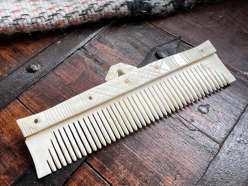 Viking Bone Comb: Handmade Medieval Hair Comb - Etsy