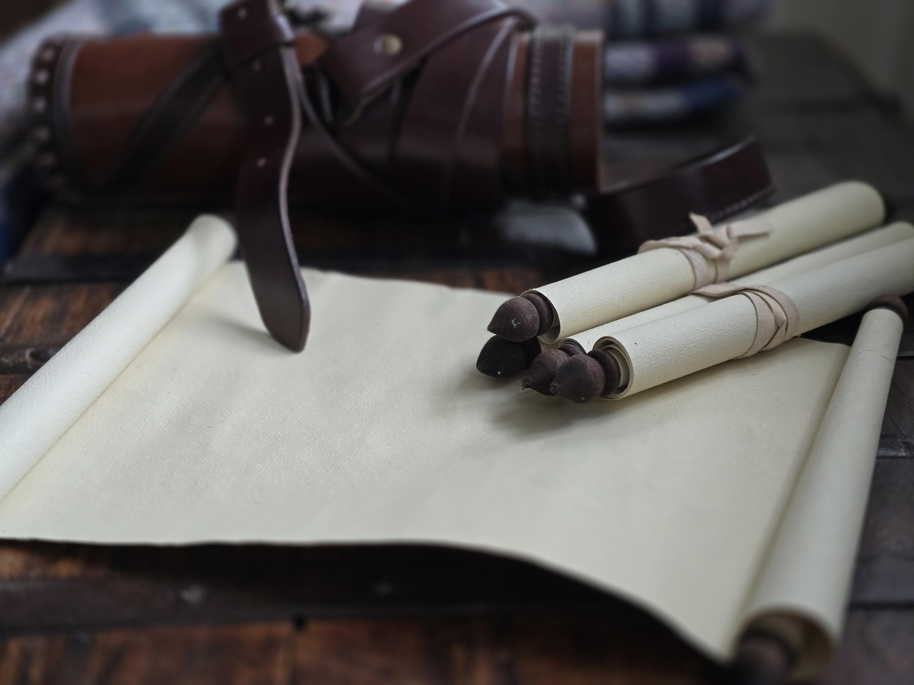 Handmade Leather Scroll Holder With 3 Scrolls: Roman Capsa - Etsy